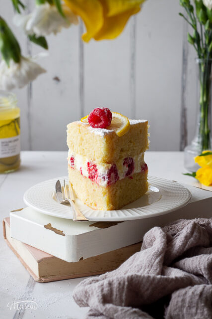 Easy Lemon and Raspberry Cake
