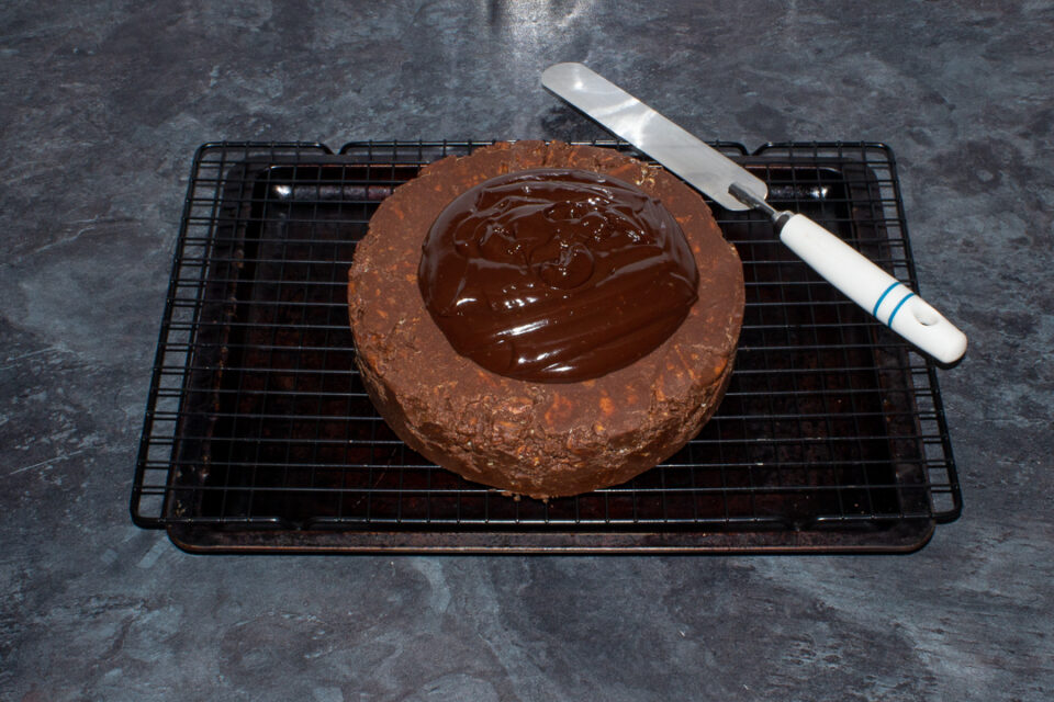 Easy Chocolate Biscuit Cake