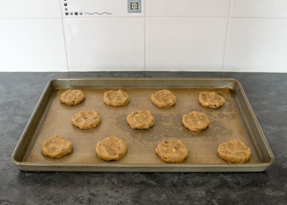 Easy Nutty Cookies Recipe