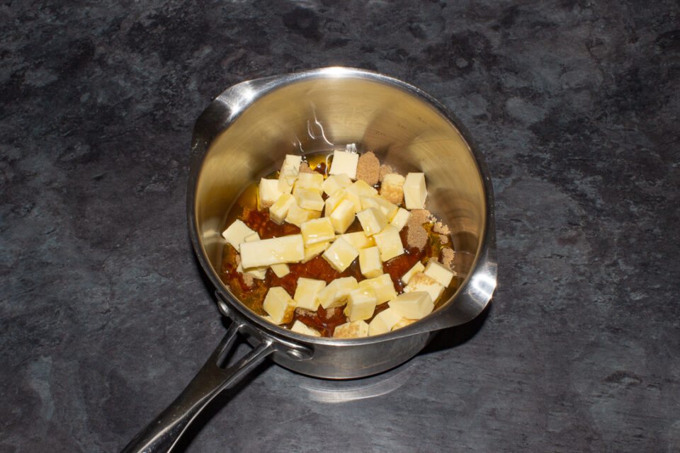 Easy UK Flapjack Recipe (Soft and Chewy!)