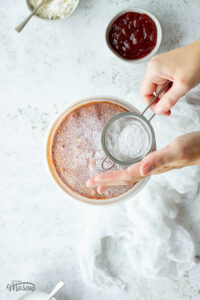 Easy Air Fryer Cake Recipe (UK) | Kitchen Mason