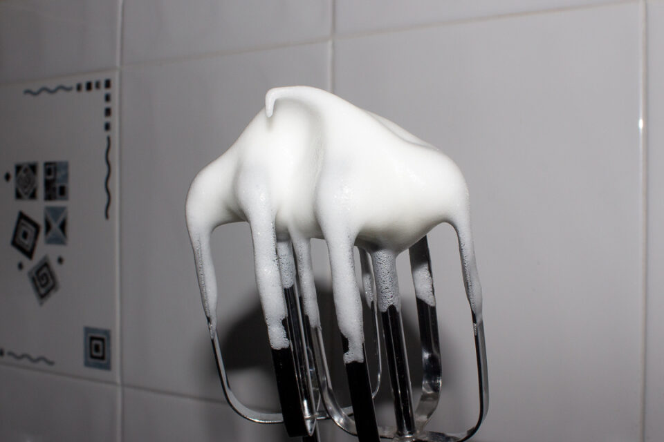 Simple No Fail Chewy Meringue Recipe!