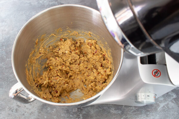 Beautiful Nut Biscuits in 6 Easy Steps!